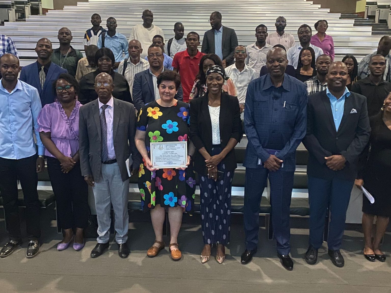 IPGEST – Instituto Politécnico de Gestão e Logística de Transporte
