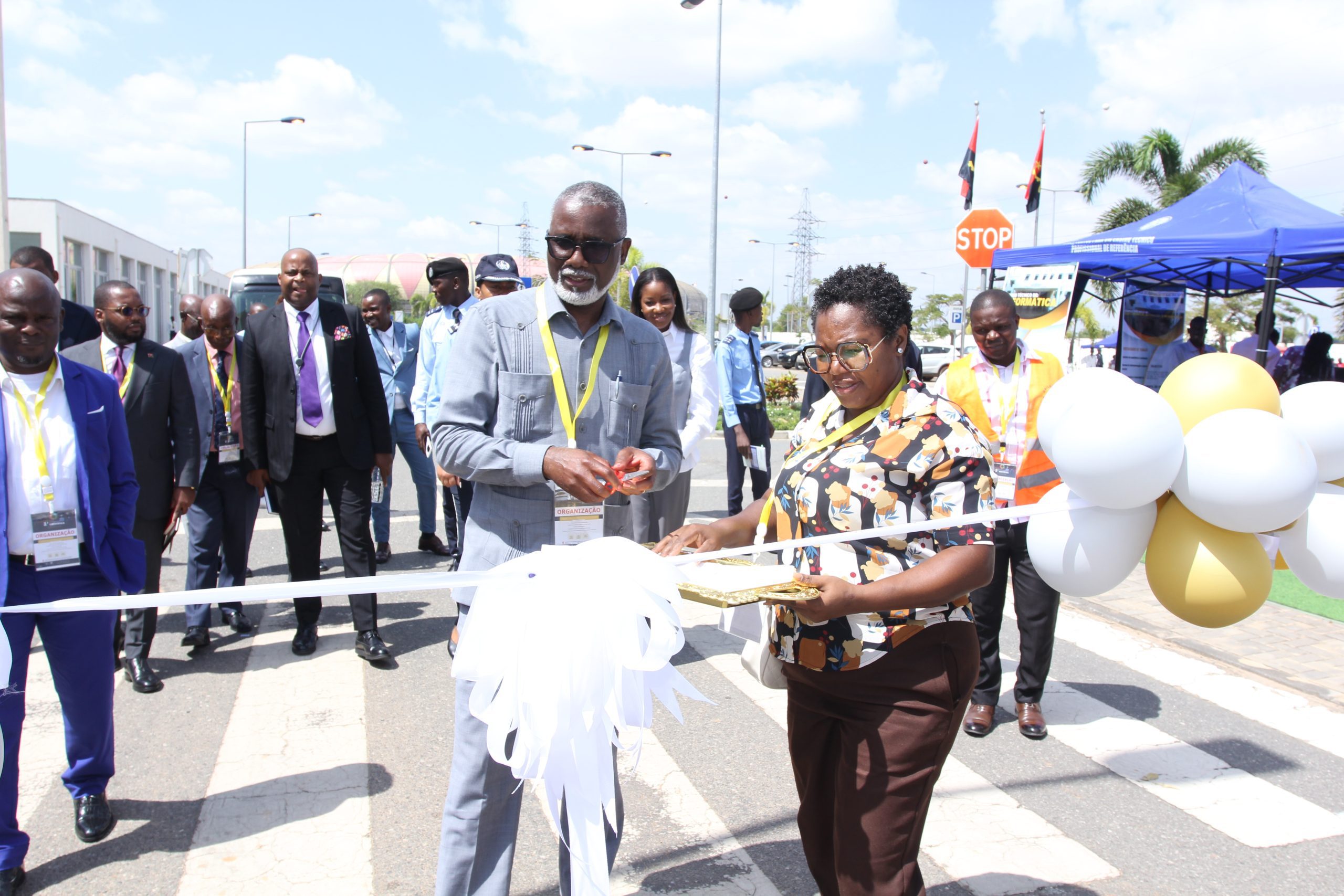 IPGEST – Instituto Politécnico de Gestão e Logística de Transporte